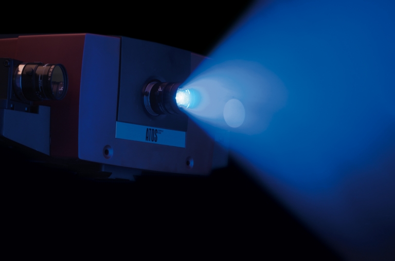 3Dスキャナ 3D測定システム GOM社 丸紅情報システムズ ATOS Compact Scan 5Mを導入しました！ | 有限会社高田木型 ...